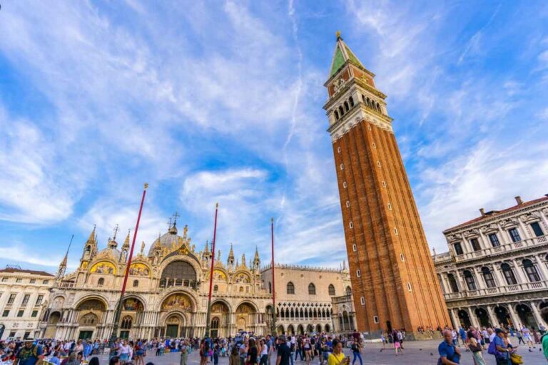 Venecia en Navidad: Mercados navideños, consejos y horarios